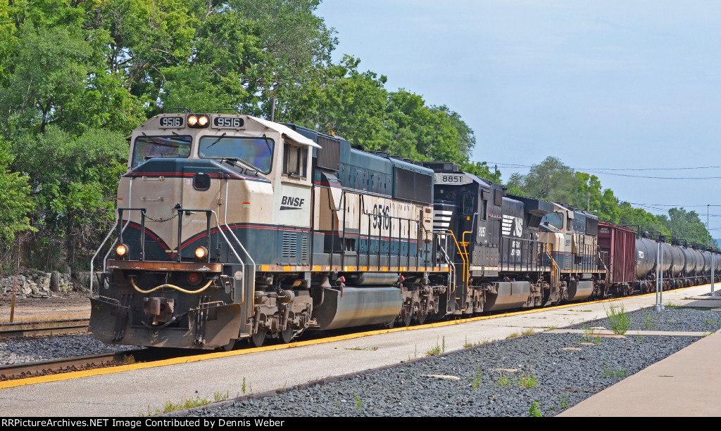 BNSF 9516, CP's Tomah Sub.